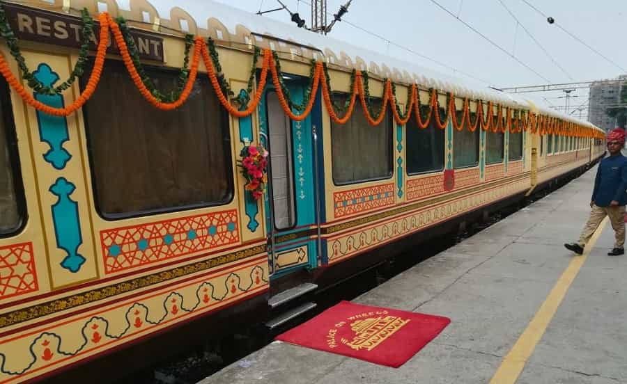 15 Incredible Train Routes in India to Travel Across the Country